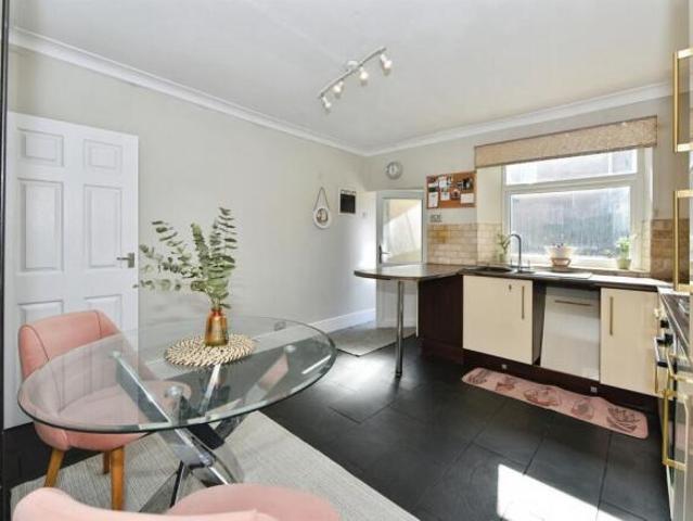 3 bedroom end of terrace house for sale in Mauncer Lane, Sheffield, S13
