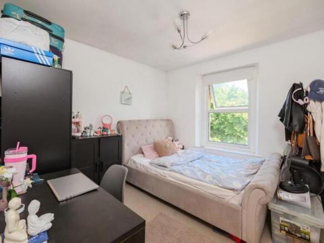3 bedroom end of terrace house for sale in Mayfield Park North, Fishponds, BS16
