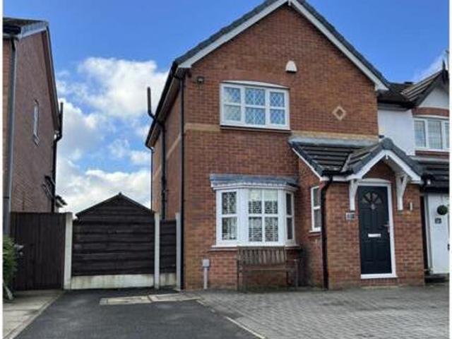 3 Bedroom End Of Terrace House For Sale In Manchester
