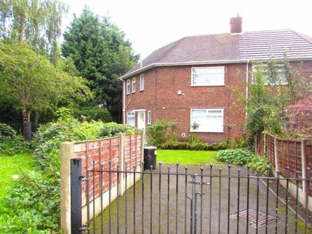 3 Bedroom End Of Terrace House For Sale In Manchester
