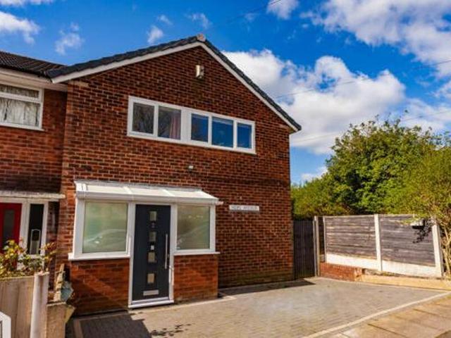 3 Bedroom End Of Terrace House For Sale In Manchester, Greater Manchester
