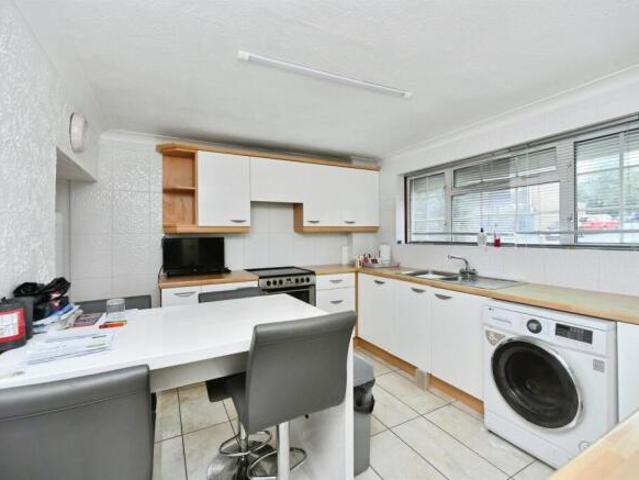 3 bedroom end of terrace house for sale in Manor Gardens, Brighton, BN2