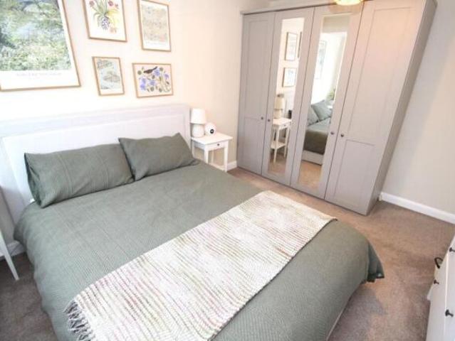 3 bedroom end of terrace house for sale in Mansfield Avenue, Barnet, EN4