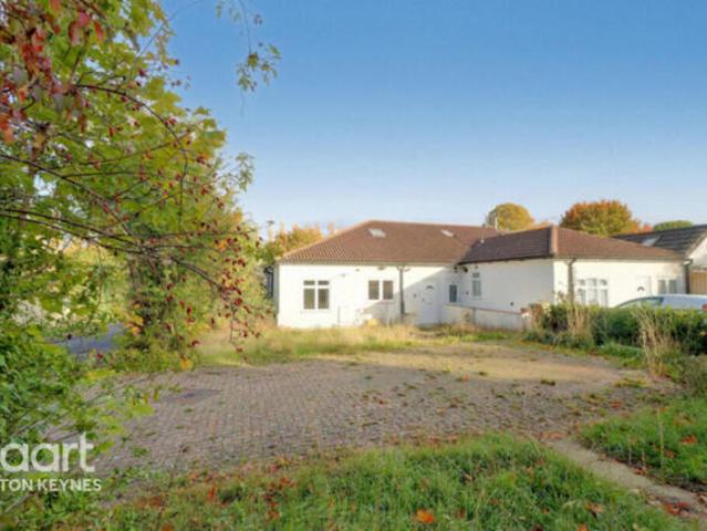 3 bedroom end of terrace house for sale in Marshworth, Tinkers Bridge, MK6