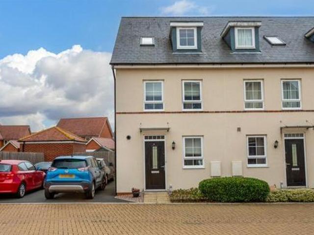 3 Bedroom End Of Terrace House For Sale In Marston Moretaine, Bedfordshire