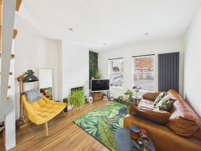 3 bedroom end of terrace house for sale in McIntyre Road, Worcester, Worcestershire, WR2