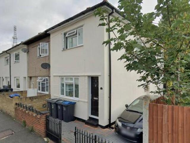 3 Bedroom End Of Terrace House For Sale In Mitcham