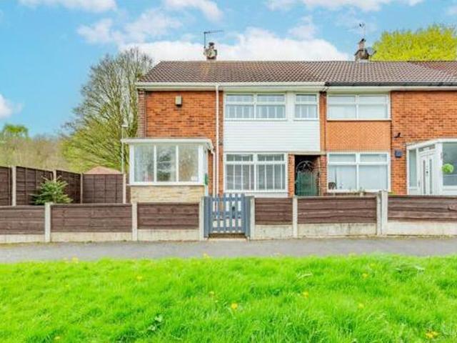 3 Bedroom End Of Terrace House For Sale In Middleton, Manchester