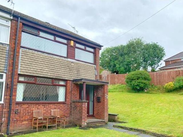 3 Bedroom End Of Terrace House For Sale In Middleton, Manchester