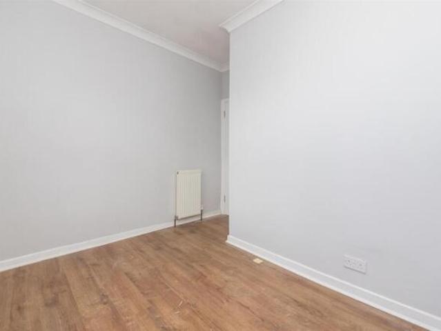 3 bedroom end of terrace house for sale in Milsom Street, Bristol, BS5
