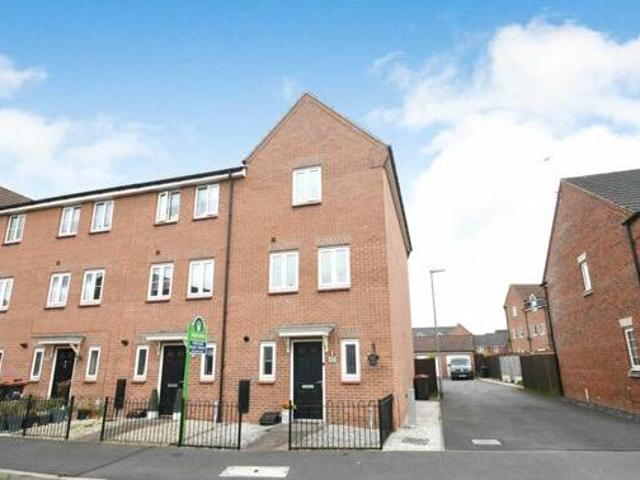 3 Bedroom End Of Terrace House For Sale In Nottingham, Nottinghamshire