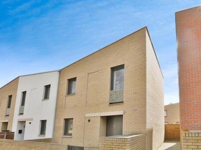 3 Bedroom End Of Terrace House For Sale In Norwich, Norfolk