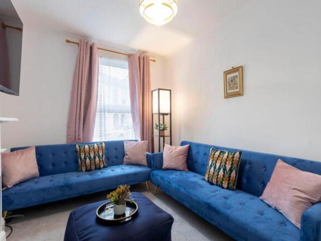 3 bedroom end of terrace house for sale in New Street, Town Centre, Cheltenham, GL50
