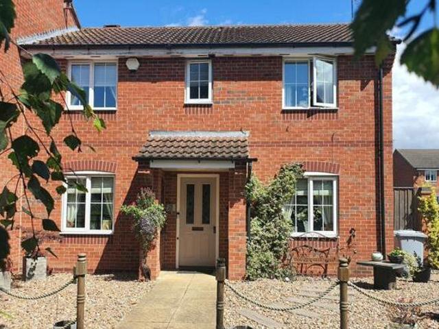 3 Bedroom End Of Terrace House For Sale In Newark