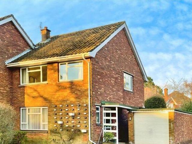 3 Bedroom End Of Terrace House For Sale In Southampton