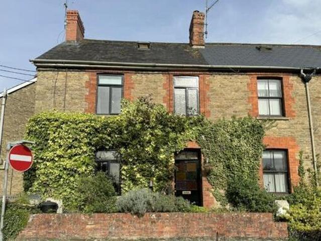 3 Bedroom End Of Terrace House For Sale In Somerset