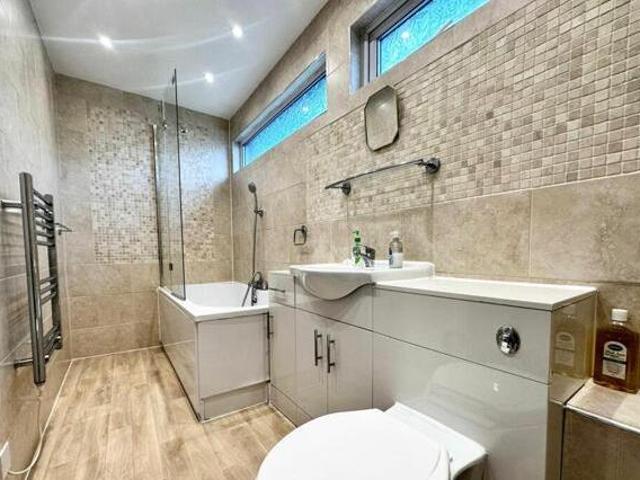 3 Bedroom End Of Terrace House For Sale In Salford