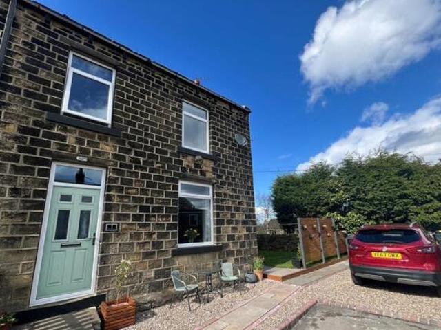 3 Bedroom End Of Terrace House For Sale In Scapegoat Hill, Huddersfield