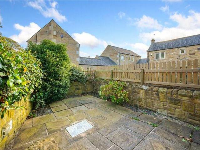 3 bedroom end of terrace house for sale in Sedgegarth, Thorner, Leeds, West Yorkshire, LS14