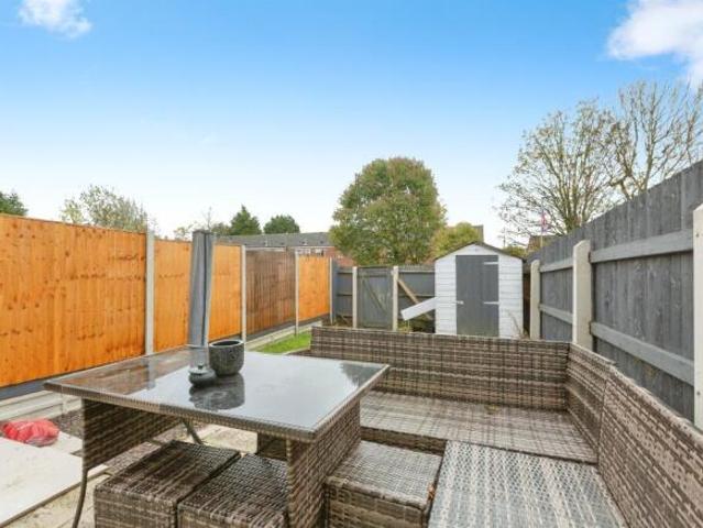 3 bedroom end of terrace house for sale in Shakespeare Close, Leicester, LE3