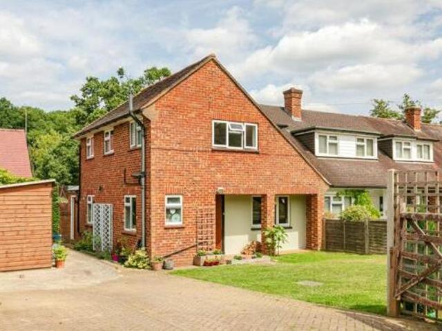 3 Bedroom End Of Terrace House For Sale In Shalford, Guildford