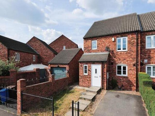 3 Bedroom End Of Terrace House For Sale In Sheffield, South Yorkshire