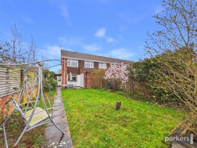 3 bedroom end of terrace house for sale in Sherbourne Drive, Woodley, Reading, Berkshire, RG5