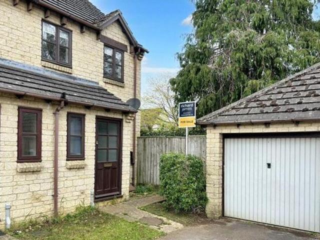 3 Bedroom End Of Terrace House For Sale In Shrivenham