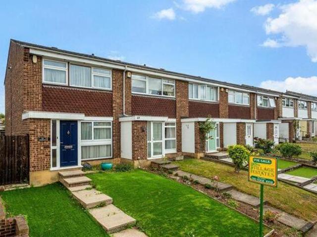 3 Bedroom End Of Terrace House For Sale In Sidcup