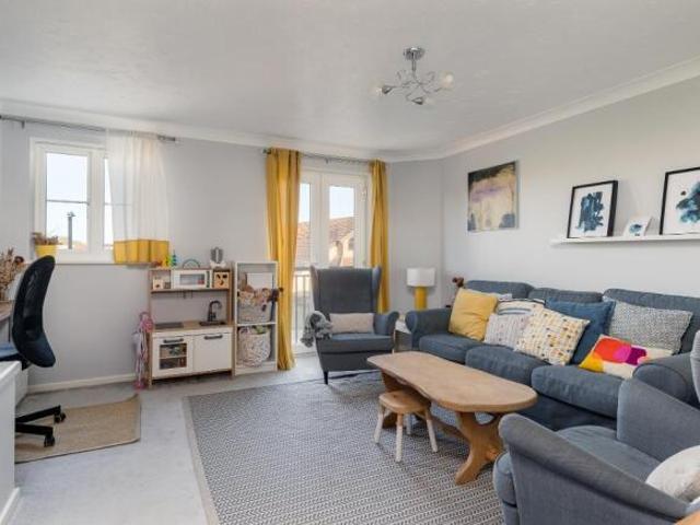 3 bedroom end of terrace house for sale in St Bartholomews, Monkston, Milton Keynes, Buckinghamshire, MK10 9FJ, MK10