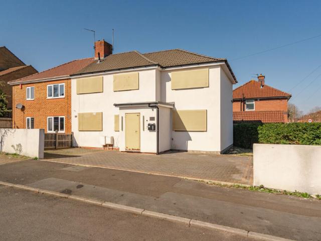 3 bedroom end of terrace house for sale in St Gregory's Road, Horfield, Bristol, BS7