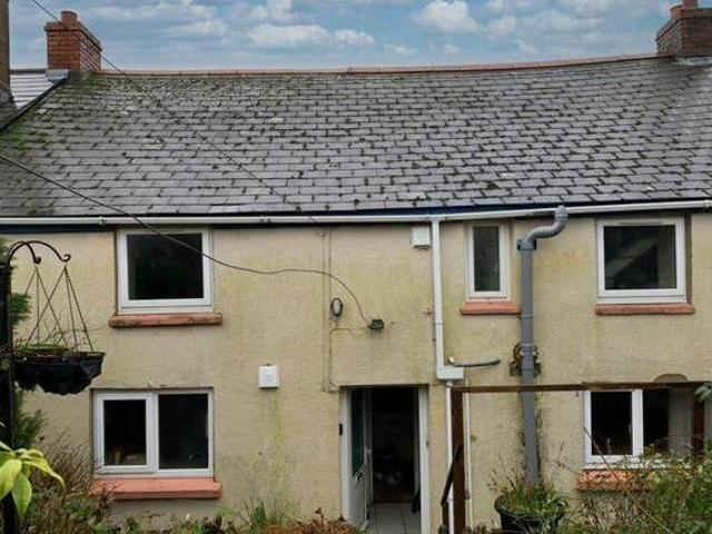 3 Bedroom End Of Terrace House For Sale In St Dennis