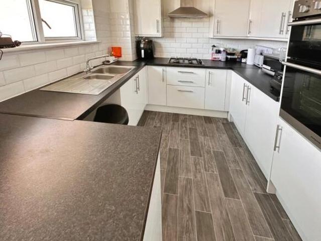 3 bedroom end of terrace house for sale in St. Fabians Drive, CM1