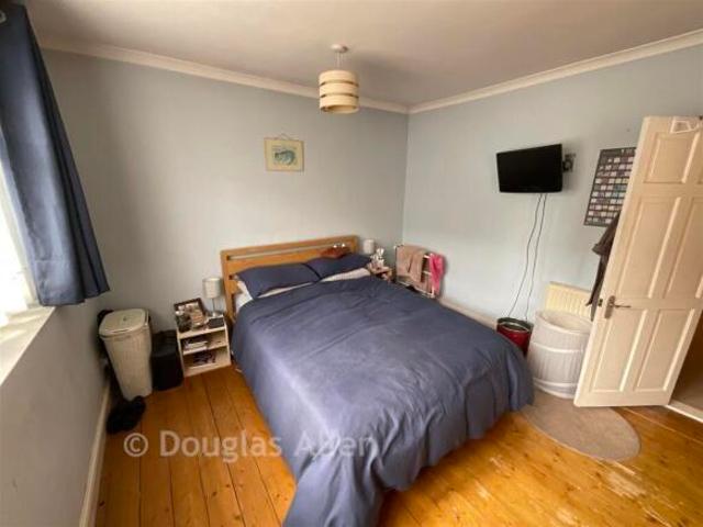 3 bedroom end of terrace house for sale in St. James's Road, Brentwood, Essex, CM14