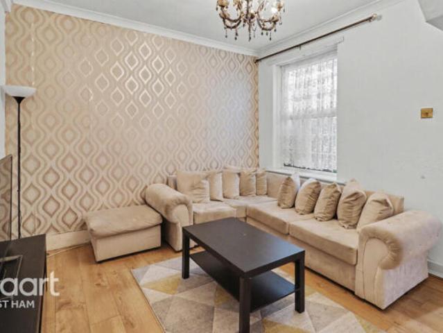 3 bedroom end of terrace house for sale in St Olaves Road, London, E6