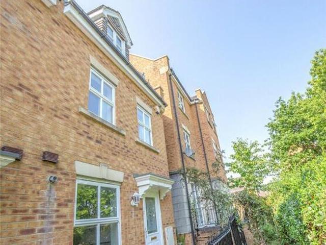 3 Bedroom End Of Terrace House For Sale In Stapleton, Bristol