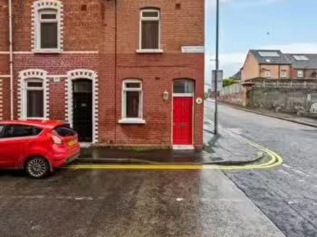 3 Bedroom End Of Terrace House For Sale In Stephen Street, Bel.