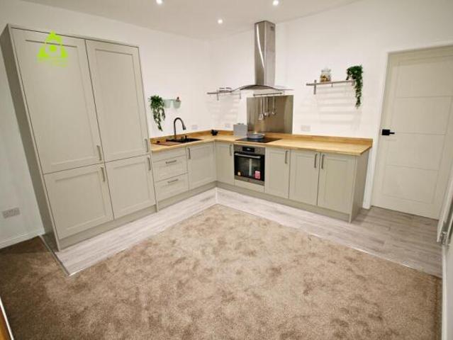 3 bedroom end of terrace house for sale in Sterratt Street, Bolton, BL1 4RY, BL1