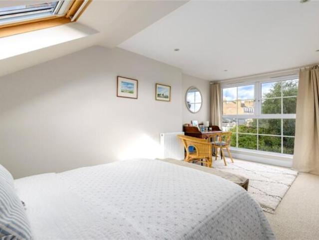 3 bedroom end of terrace house for sale in Stockmore Street, Oxford, OX4