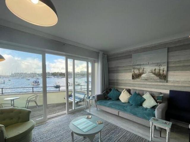 3 Bedroom End Of Terrace House For Sale In Stonehouse