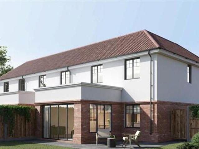 3 Bedroom End Of Terrace House For Sale In Stoneleigh, Surrey