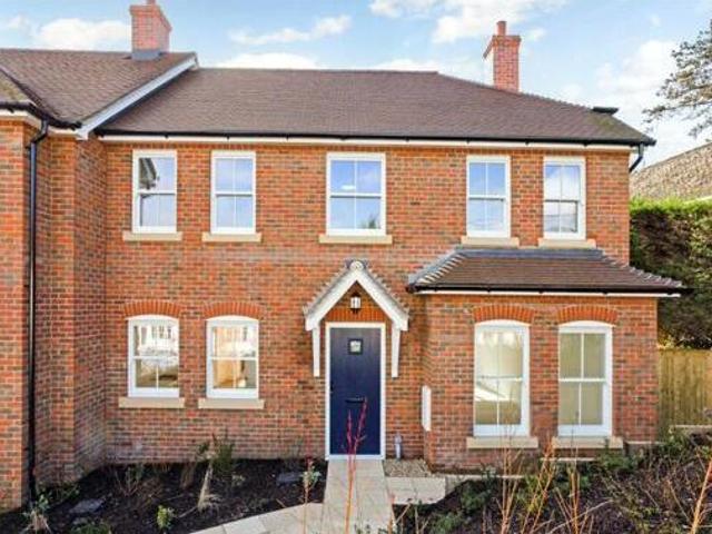 3 Bedroom End Of Terrace House For Sale In Sutton Scotney, Winchester
