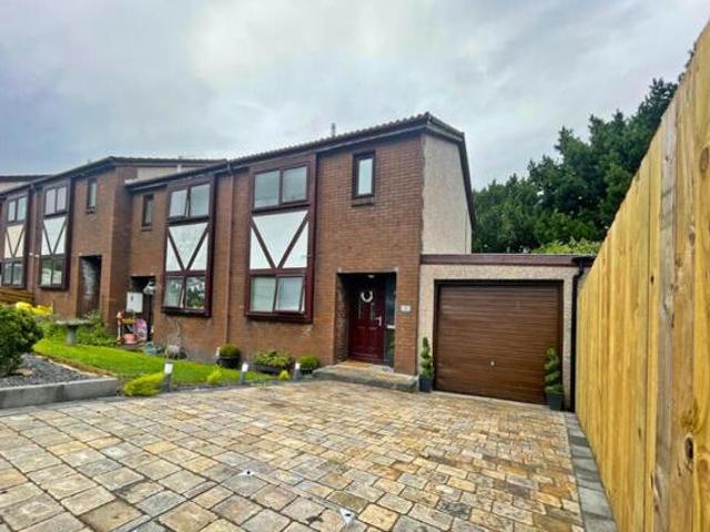 3 Bedroom End Of Terrace House For Sale In Swales Terrace