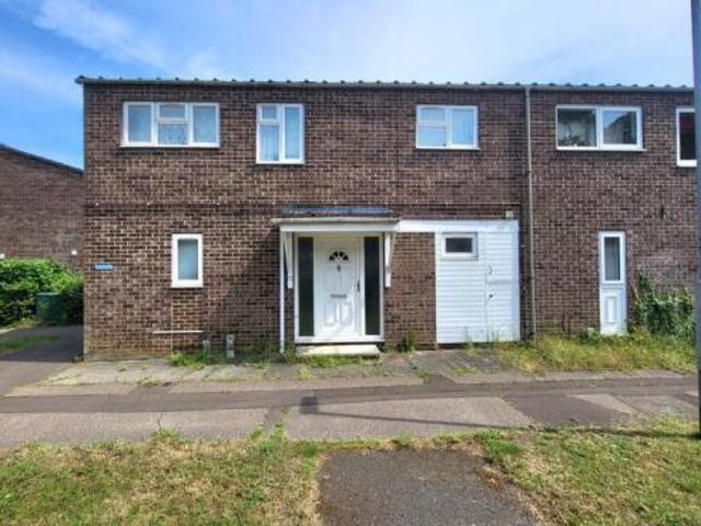 3 bedroom end of terrace house for sale in Swanspool, Ravensthorpe, PE3