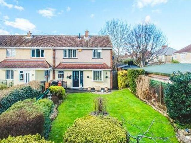 3 Bedroom End Of Terrace House For Sale In Swindon, Wilts