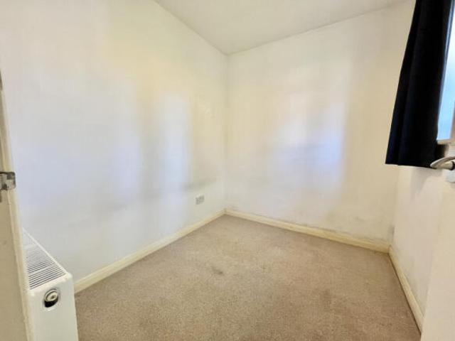 3 bedroom end of terrace house for sale in Sycamore Close, Creekmoor, Poole, BH17
