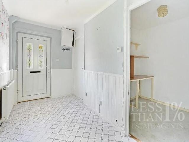 3 bedroom end of terrace house for sale in Poppyfield Court NN3