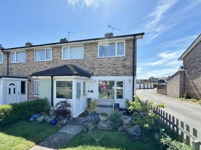 3 Bedroom End Of Terrace House For Sale In Portchester