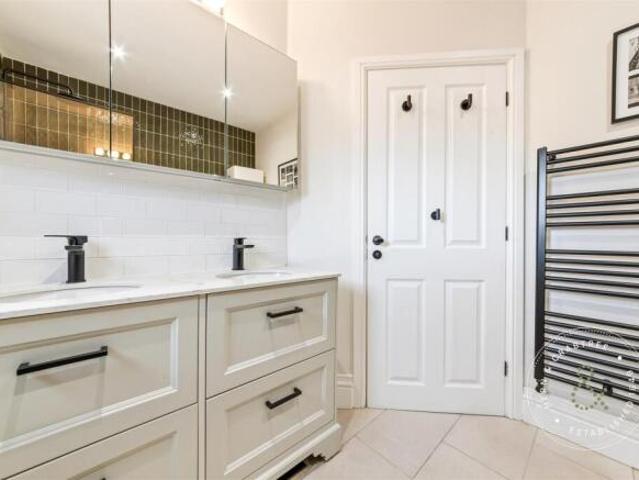 3 bedroom end of terrace house for sale in Palace Avenue, Llandaff, Cardiff, CF5