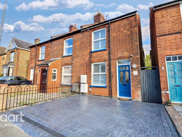 3 bedroom end of terrace house for sale in Park Avenue, Chelmsford, CM1